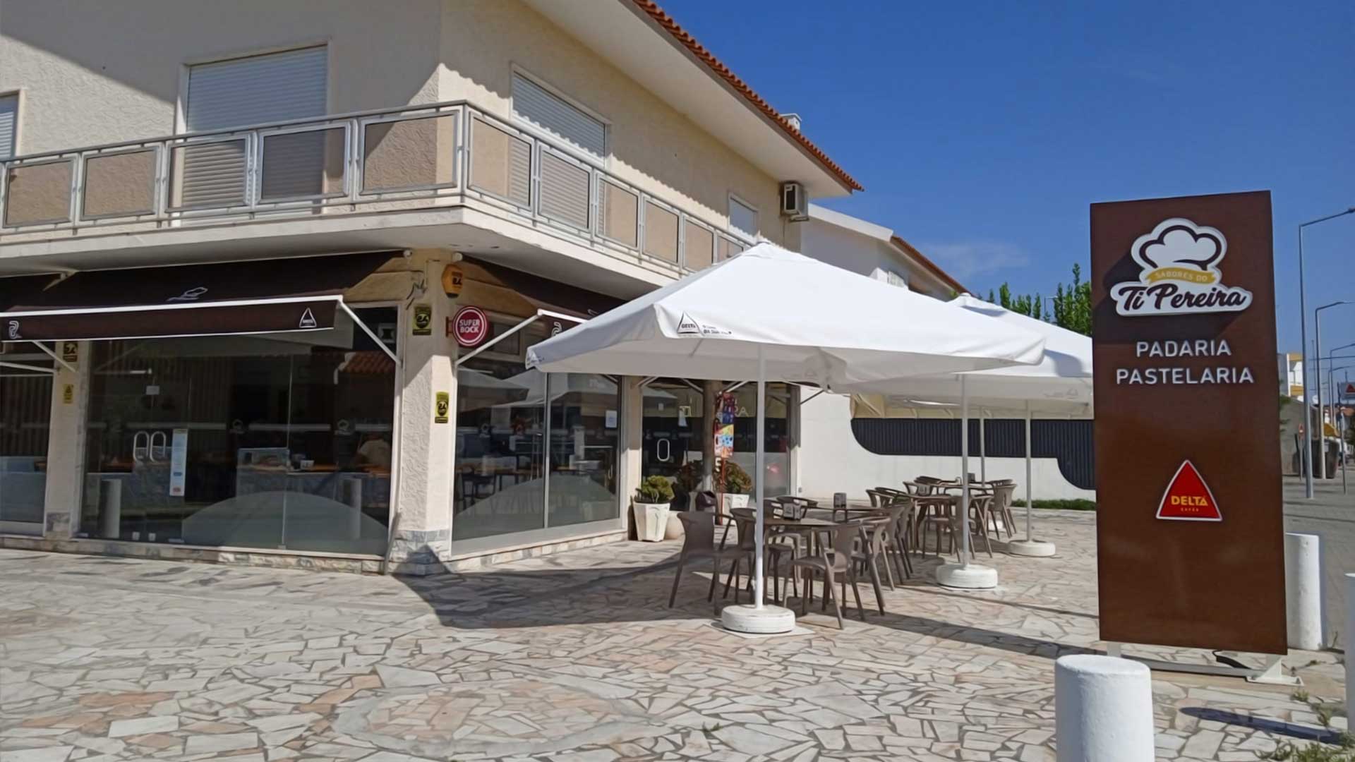 Os Balcões - Grupo Pereira